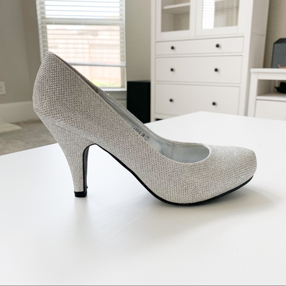 Mascotte | Shoes | Mascotte Silver Heels Carrie38 | Poshmark
